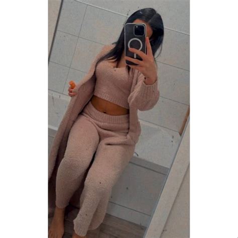 𝕿𝖆𝖘𝖎𝖆 𝖇𝖇𝖞𝖞🤍 Tasia Reweti • Threads Say More