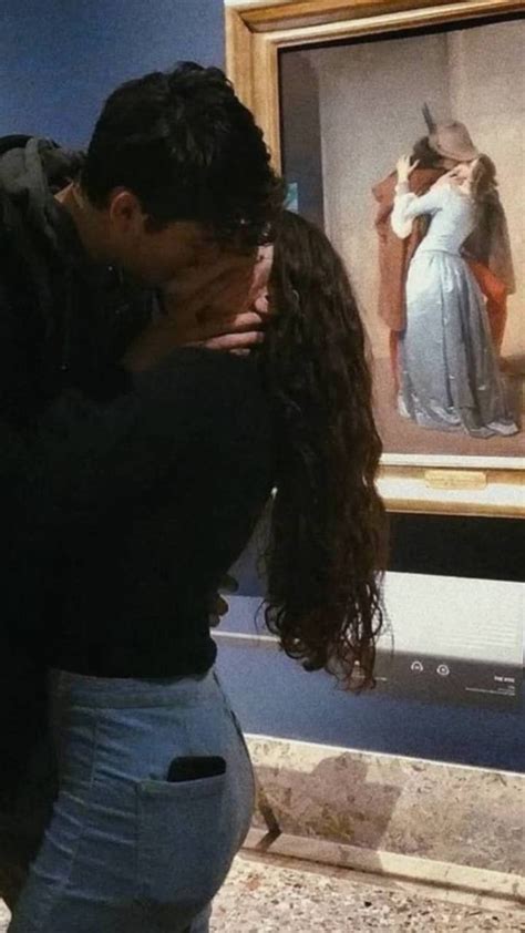 Pin By أَحْمَدْ ياسر On قُبلة Cute Couples Kissing Couple