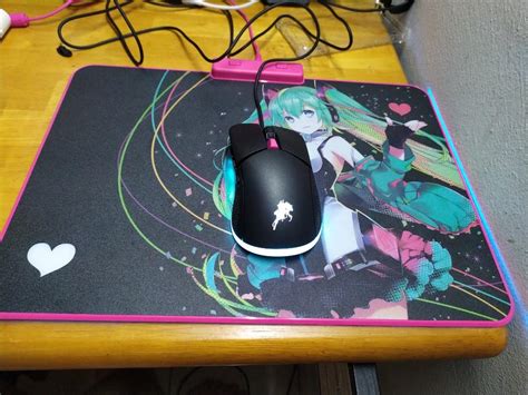 Limited Edition Hatsune Miku Mouse And Mousepad Computers And Tech