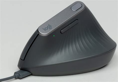 Обзор вертикальной эргономичной мыши Logitech MX Vertical