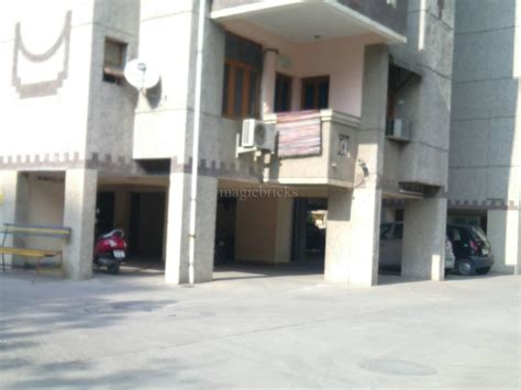 Buy 4 Bhk Flatapartment In Manbhavan Apartment Sector 10 Dwarka New