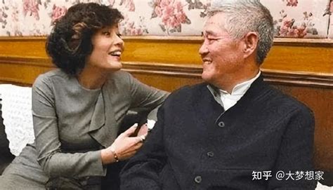 时隔多年，赵本山要重返春晚？至今无人超越的经典“小品王”，依旧是他？ 知乎