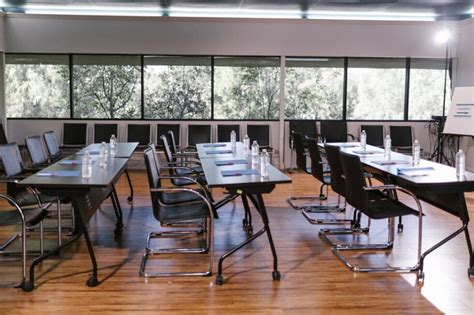 5 Must Have Training Room Amenities For A Successful Training Session