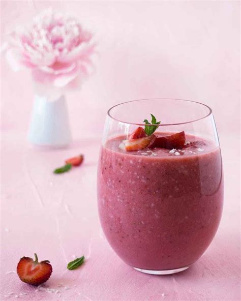 Smoothie De Fresa Con Almendras Y Avena De 232 Kcal Receta Fácil En