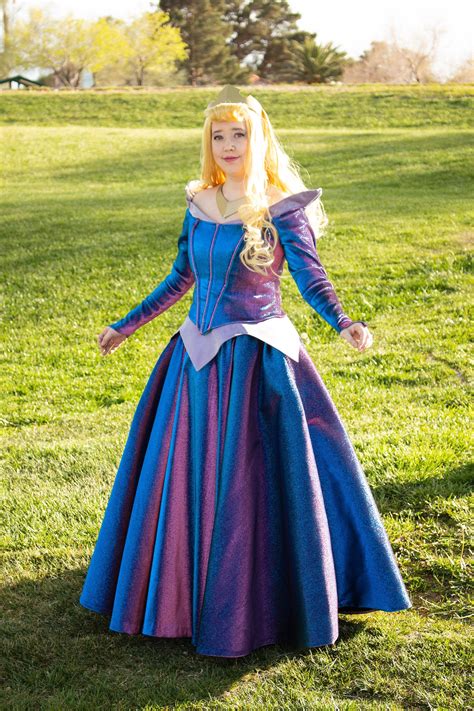 Sleeping Beauty Aurora Cosplay
