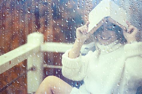 雨中美女素材 雨中美女图片 雨中美女素材图片下载 觅知网