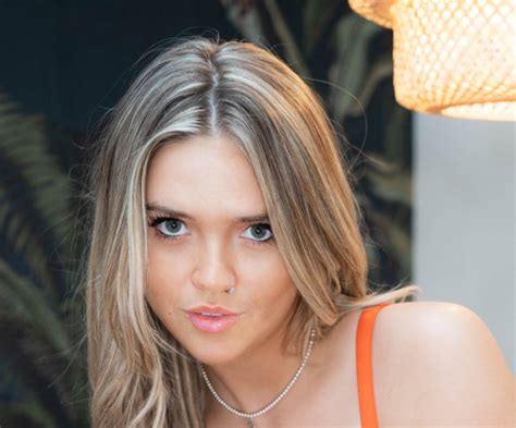 Lexi Luna Instagram Net Worth Age Career Bio And Family Biography