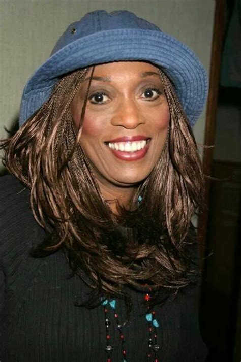 Myrna Smith Elvis Backup Singer Myrna Smith Elvis Elvis In Concert