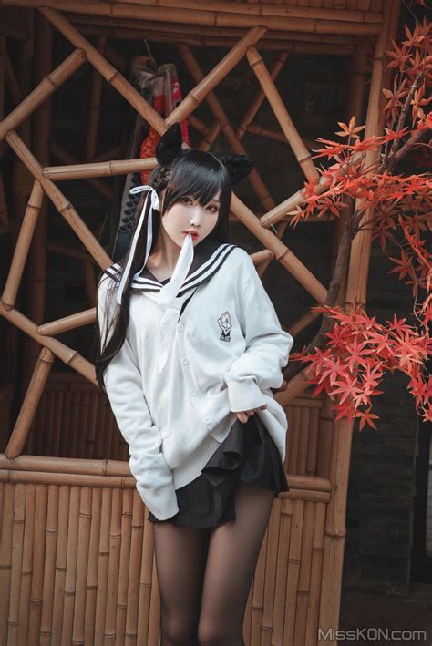 Coser面饼仙儿 No104 爱宕jk2 47 Photos