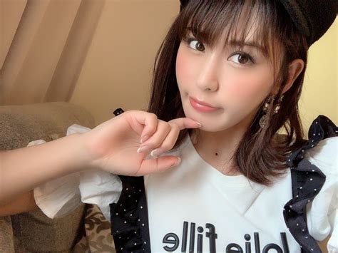 金子智美 金子智美 Kawaii deepbluetomato