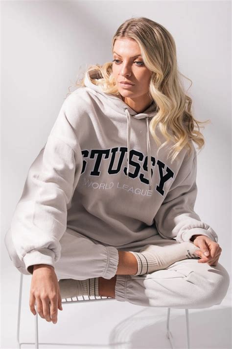 Emily Smith Model Image