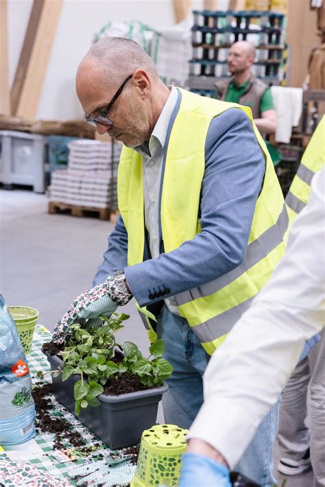 Fenaco Genossenschaft Schweizerische Management Gesellschaft