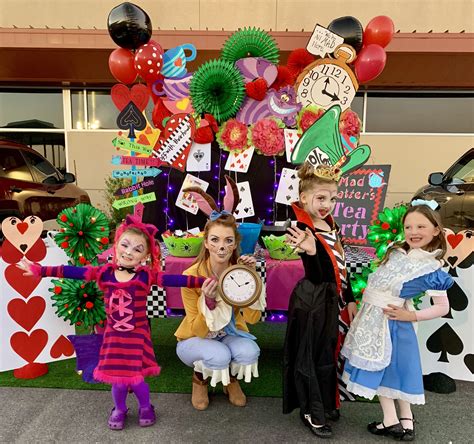 Alice In Wonderland Trunk Or Treat Trunk Or Treat Mad Hatter Party