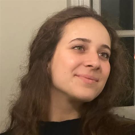 Alice Asinovsky Alice Asinovsky • Threads Say More