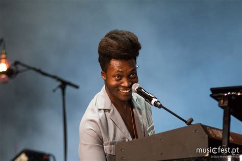 Benjamin Clementine Anuncia 7 Datas Em Portugal Com O Seu Quinteto De