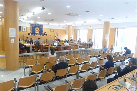 Los Portavoces Menos Vox Apoyan La Decisión De Vivas De Solicitar El