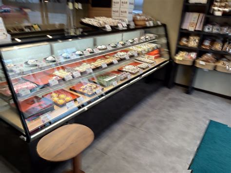 店舗のご案内 和菓子の販売は神奈川県横浜市青葉区の和菓子紀文堂まで