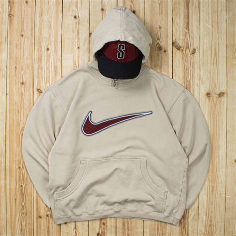 M Vintage Nike Swoosh Embroidered Hoodie