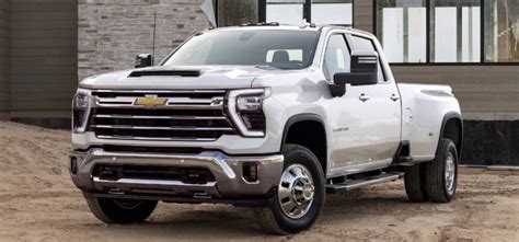 Take Your Towing To New Heights With The 2025 Silverado 3500 Dyer
