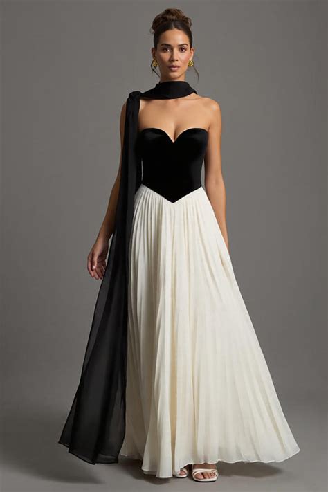 Zapakasa Women Black And White Chiffon Long Formal Dress Sweetheart