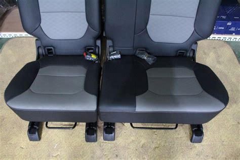 레이 2열 가죽시트 뒷좌석 폴딩 분할 세컨웨어