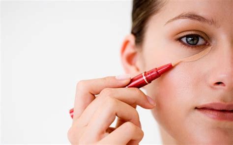 Como Usar Corretivo Sem Erros 5 Dicas Para Aplicar O Produto Da