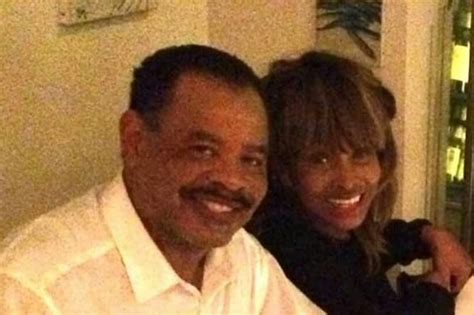 Morto Suicida Il Figlio Di Tina Turner Raymond Craig Turner Si Sarebbe