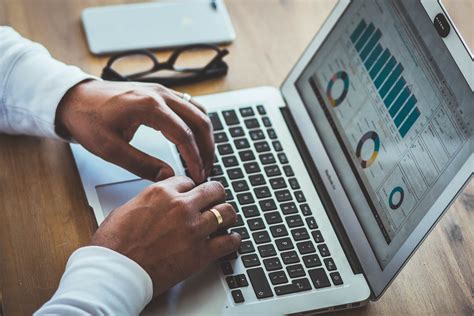 Analista De Dados O Que Faz Quanto Ganha E Como Escolher Um Curso