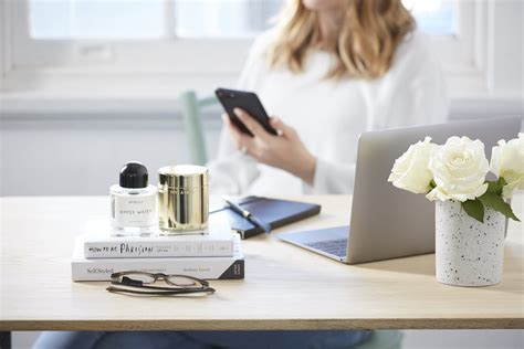 This Bluetooth Glasses Tracker Helps You Find Your Eyewear