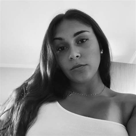 Gaby Gabybarreira • Threads Say More
