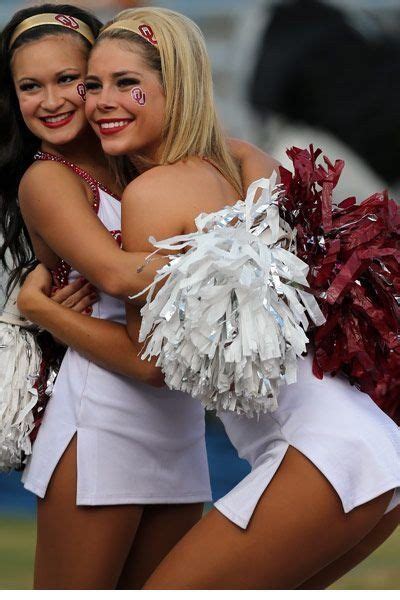 40 Favorite College Football Cheerleaders Of 2013 Nflfootballseason College Cheerleading