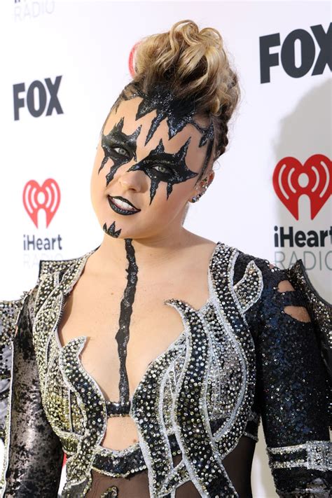 Jojo Siwas Iheartradio Look And 14 More Of Her Biggest Hair Moments