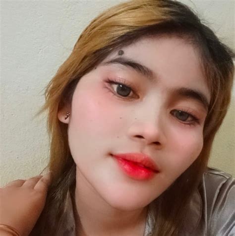 សៀវភៅ ប្រមាញ់នាង ប្រភេទ ស្នេហា ជីម៉ូ មេអំបៅសៀវភៅ Facebook