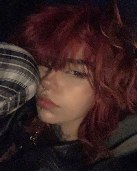 Yuprntae On Insta Short Grunge Hair Grunge Hair Pretty People