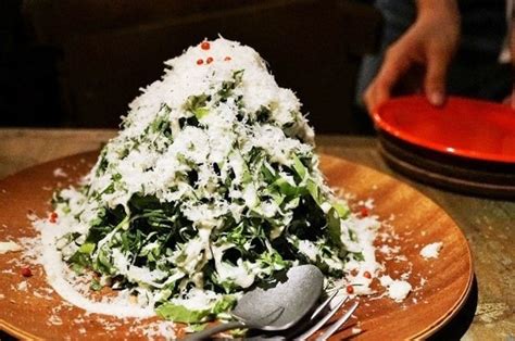 野菜の王様ケールはビュッフェランチでたっぷり摂取