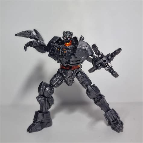 Custom Scourge Model Kit Figure R Transformers