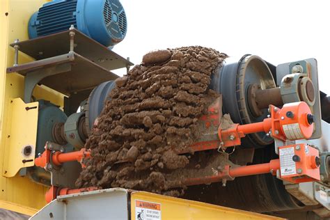 How Recognizing Belt Conveyor Danger Zones Can Prevent Injuries