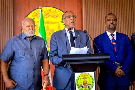 Madaxweyne Biixi Oo Si Adag Uga Hadlay Xaalada Magaalada Laascaanood Somalilandtoday