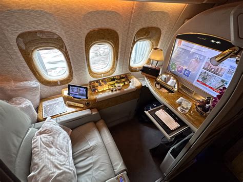 År 2025 Kommer Uhnwi Att Föredra Privatjet Framför Resor I Första Klass