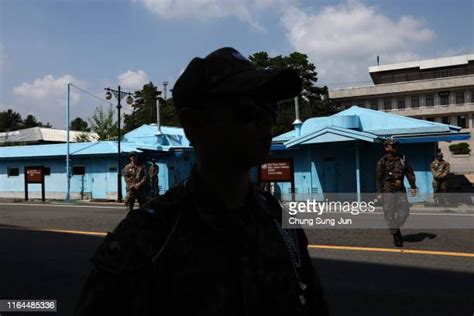 66th Parallel South Photos And Premium High Res Pictures Getty Images