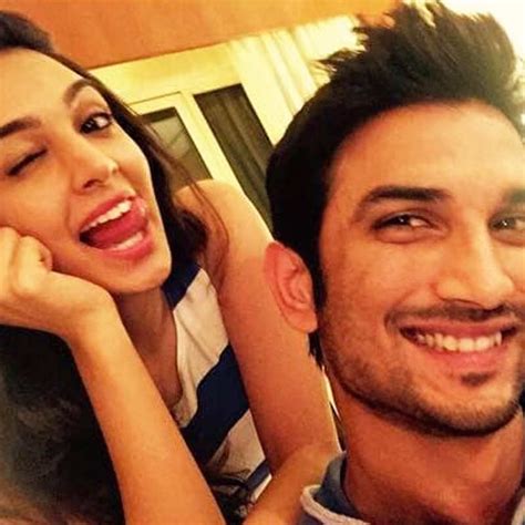 Sushant Singh Rajputs Throwback Pictures With Kiara Advani And Alia