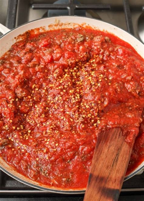 Spaghetti Sauce With Ground Beef Barefeet In The Kitchen