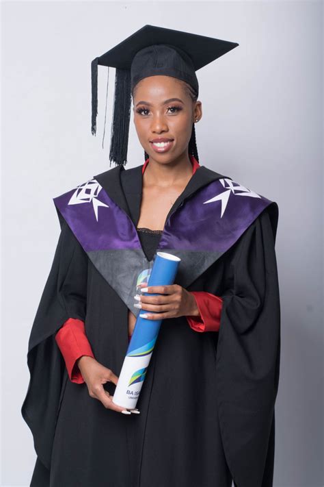 Moemedi Bathoeng Ha Hecho Una Publicación En Linkedin