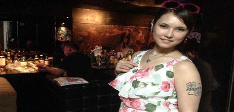Artis Bokep Jepang, Miyabi, Tertawa Ditawari Penjualan Tanah dan Besi Baja