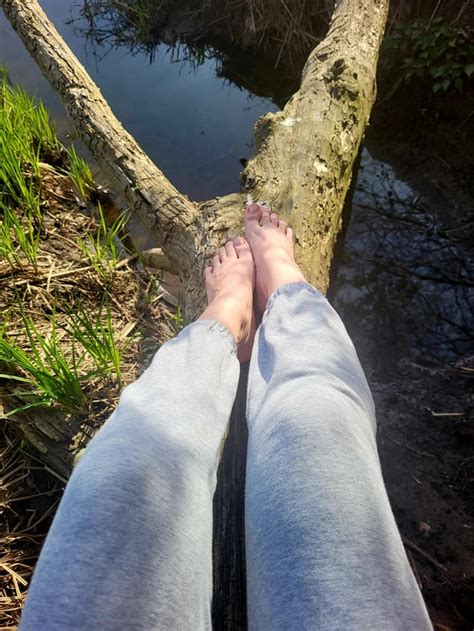 Feet In The Nature Oc Rverifiedfeet