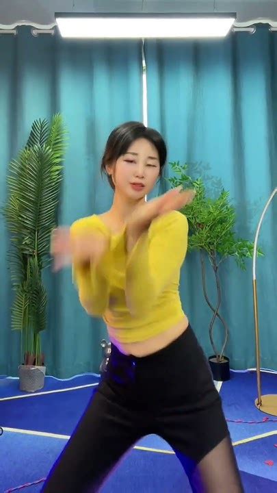 我是不是你最疼爱的人，你为什么不说话谁是一直牵挂你的人 Youtube