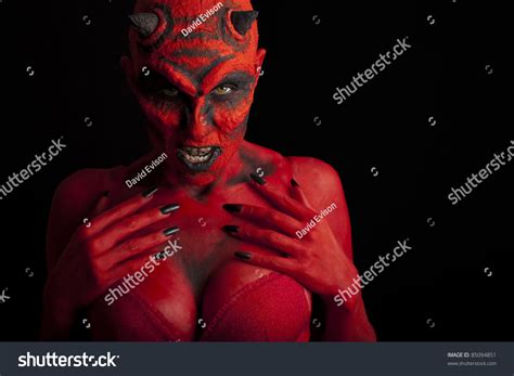 Sexy Red Devil Woman Black Background Foto De Stock 85094851 Shutterstock