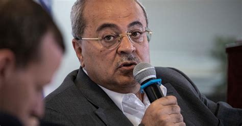El Diputado árabe Israelí Amhad Tibi Anuncia La Muerte De Tres De Sus