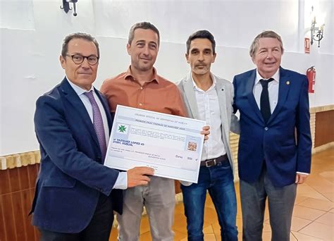 El Colegio De Dentistas De Huelva Premia Al Dr Francisco Enrile