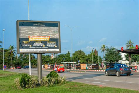 Comment Jc Decaux A Bousculé Laffichage En Côte Divoire